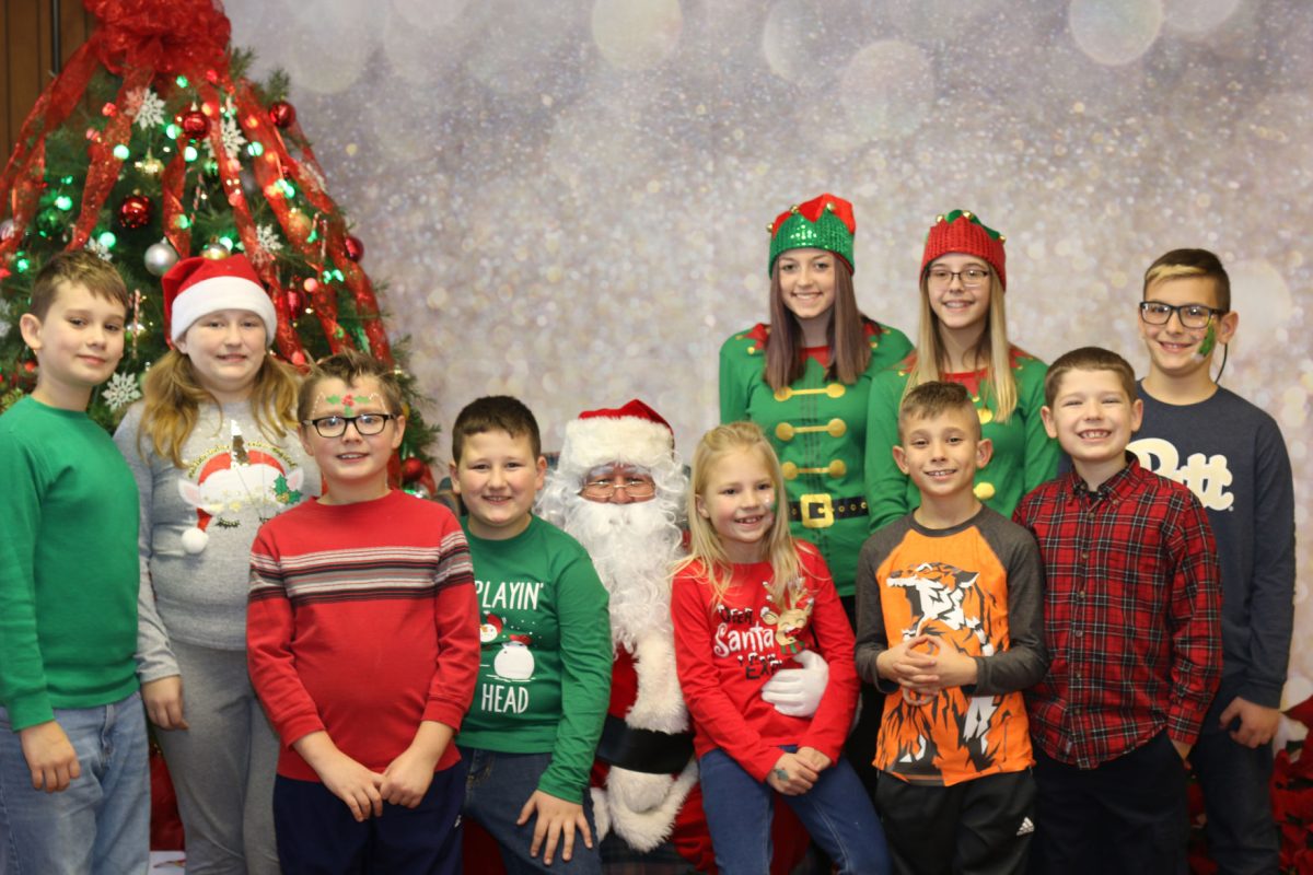 Cecil fire department ladies auxiliary hosts event - Observer-Reporter
